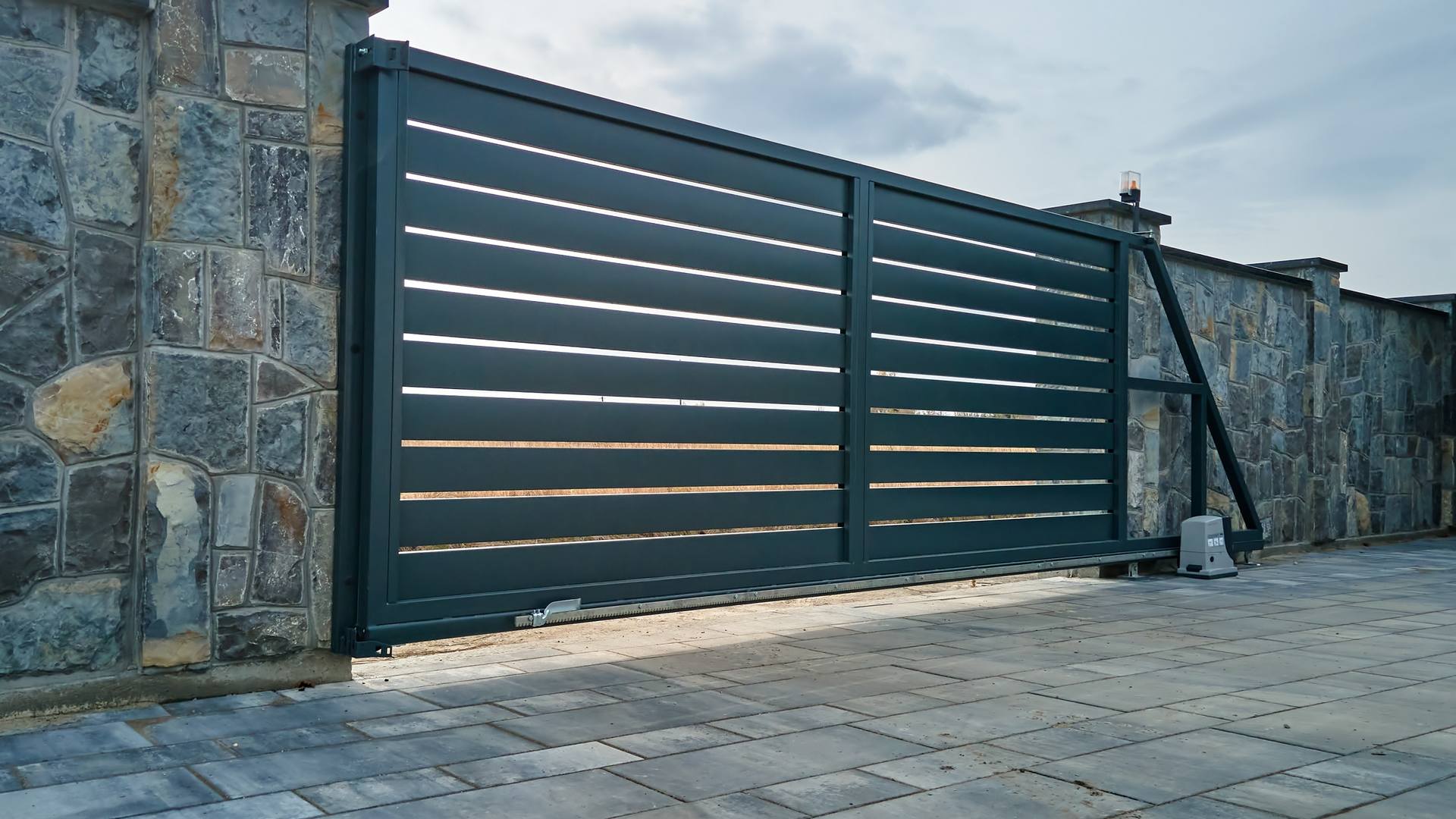 Slide Gates - Apex Gates & Garage Doors
